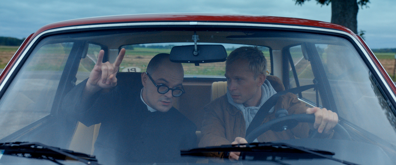 Johnny (2022) - naEKRANIE.pl